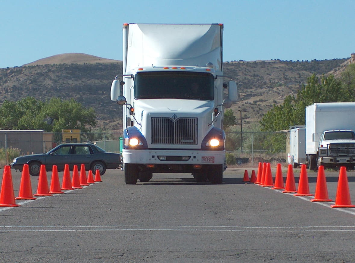 How to Find Your Way Into Truck Driver Training?